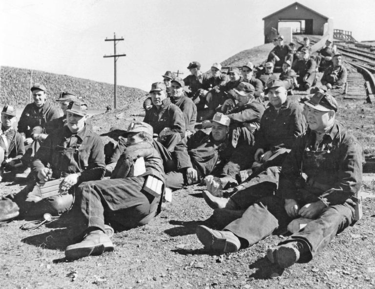The History of Bell Island, Newfoundland and Labrador - Small Town Canada